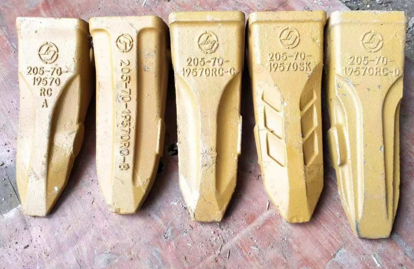 PC200 Excavator Rock Teeth Forged Casting 205-70-19570 For Construction ...